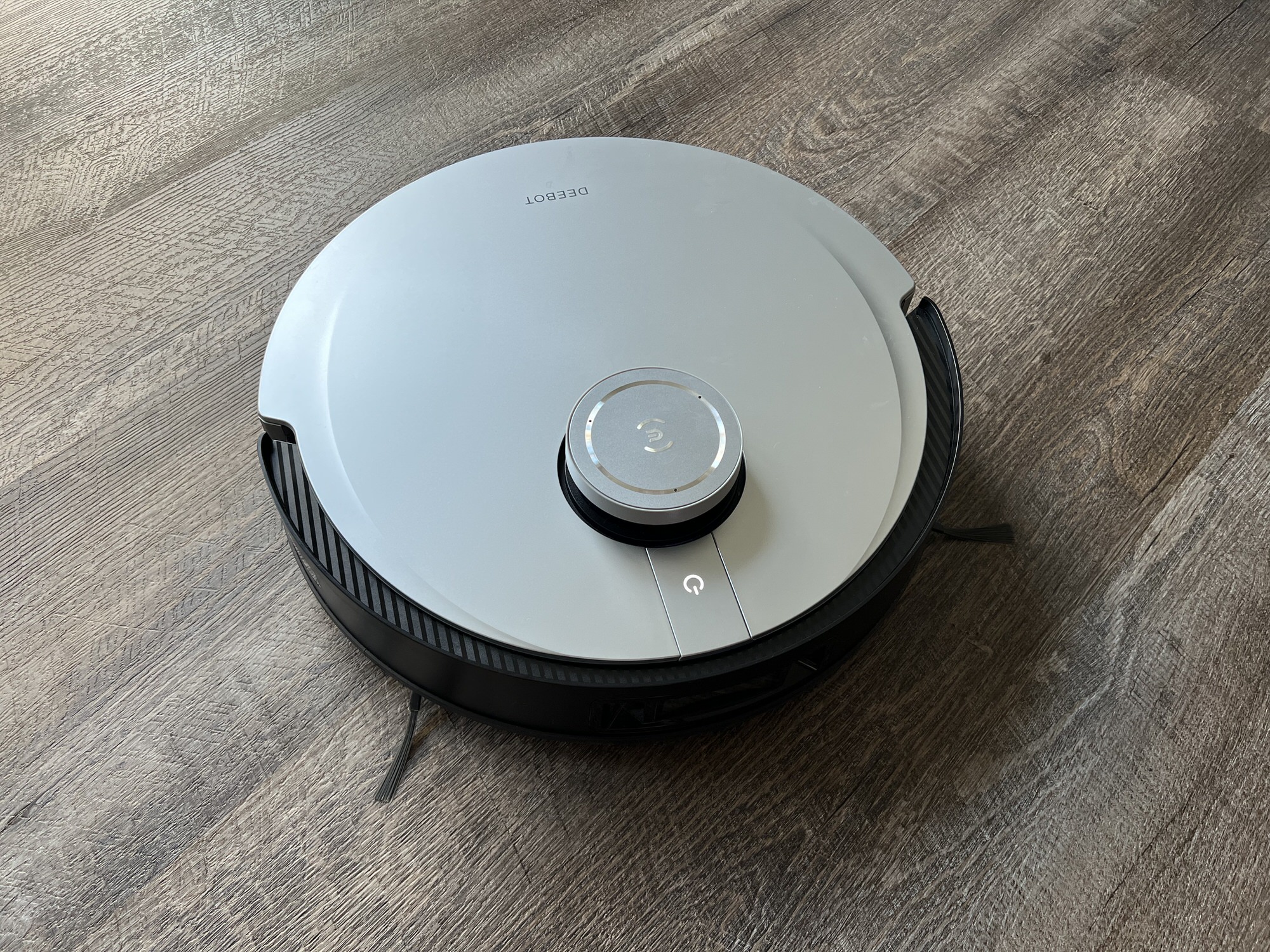 Testbericht Saug- und Wischroboter DEEBOT X1 PLUS - HeimHelden®